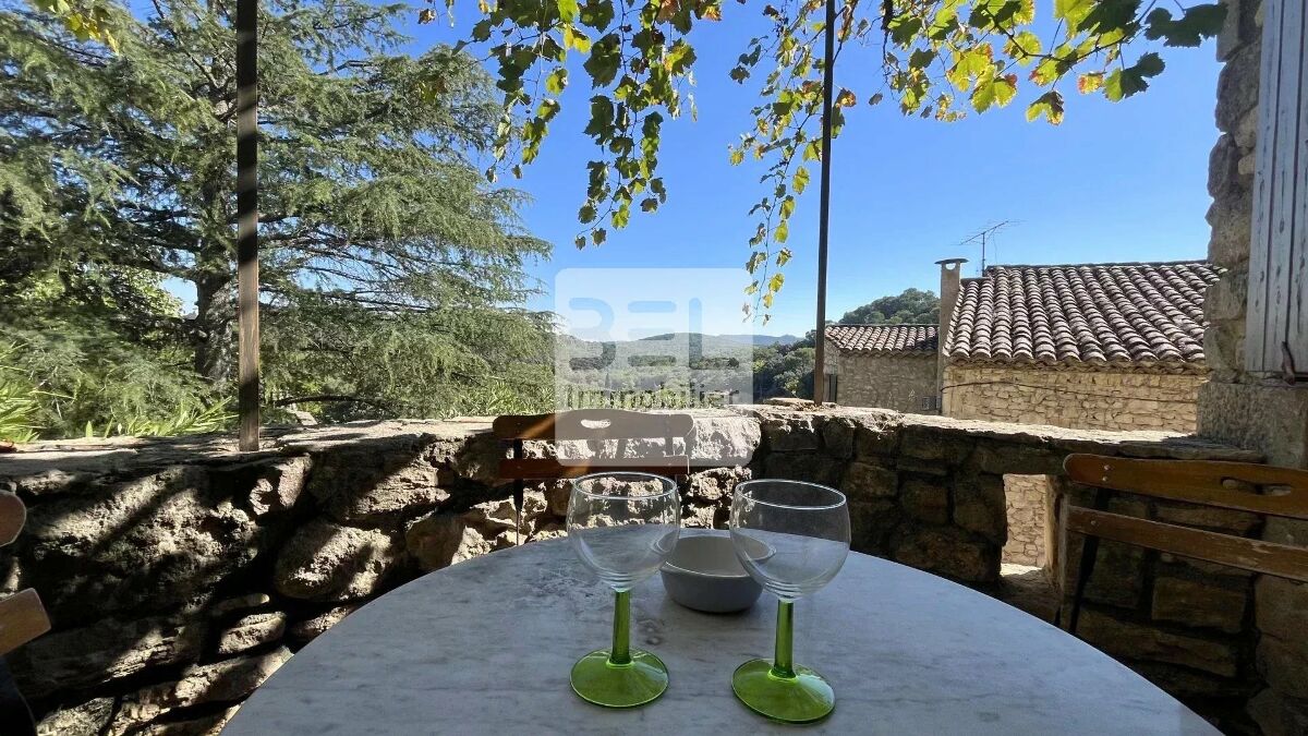 vente - Roque sur Ceze - MAISON EN PIERRE AVEC VUE SUR LA VALLEE - LA ROQUE